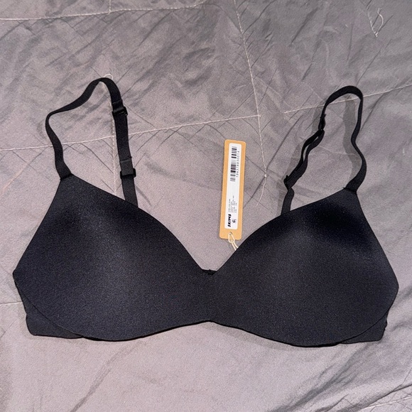 SKIMS | Intimates & Sleepwear | Skims Wireless Form Push Up Bra Onyx ...